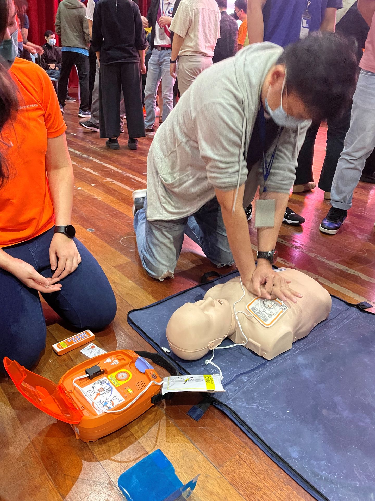 CPR（心肺复苏）和AED（体外自动除颤器）使用培训 - 巴生中华独立中学